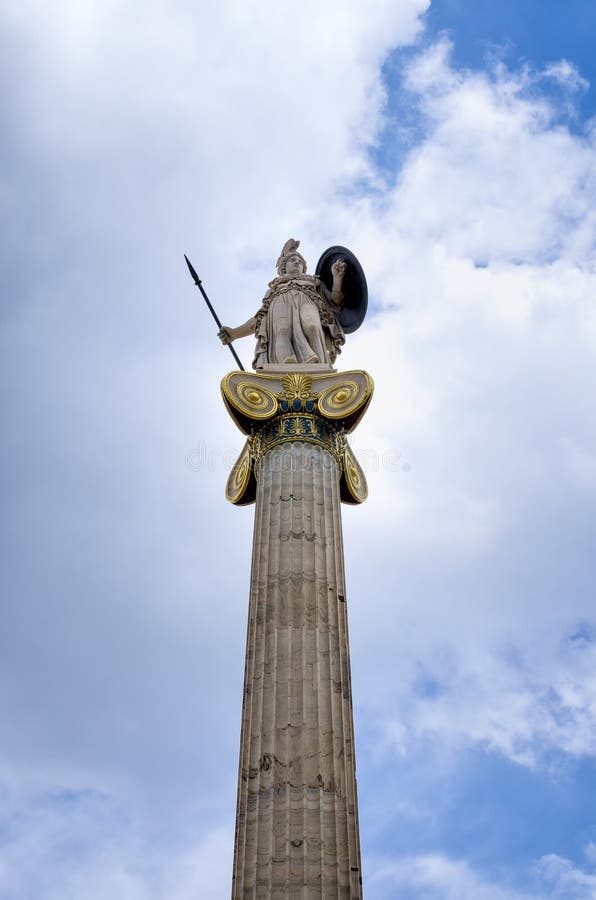 Athena Staty, Grekisk Gudinna Av Vishet I Akademin Av Aten I Grekland ...