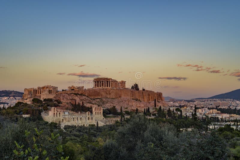 ATHENS ACROPOLIS SUNSET stock photo. Image of partenon - 136427826
