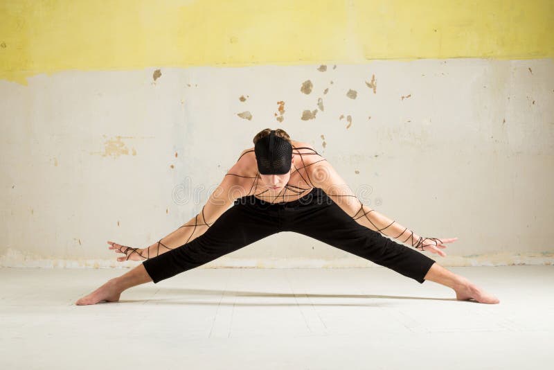 Manifestation of Emotions through Dance Stock Image - Image of acrobat ...