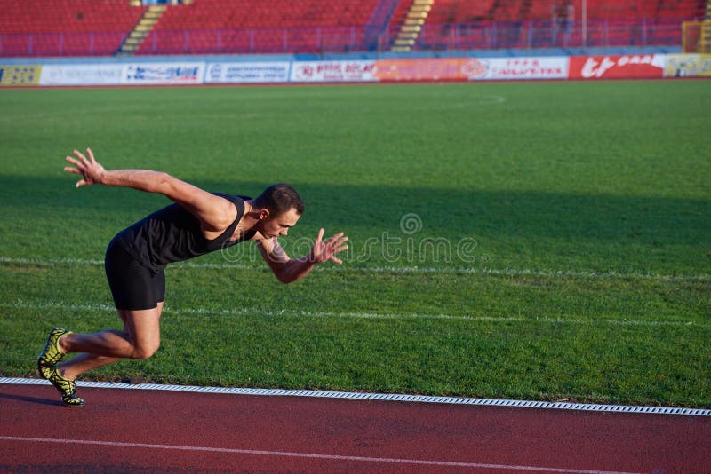 Athletic man start stock image. Image of pace, blocks - 60924361