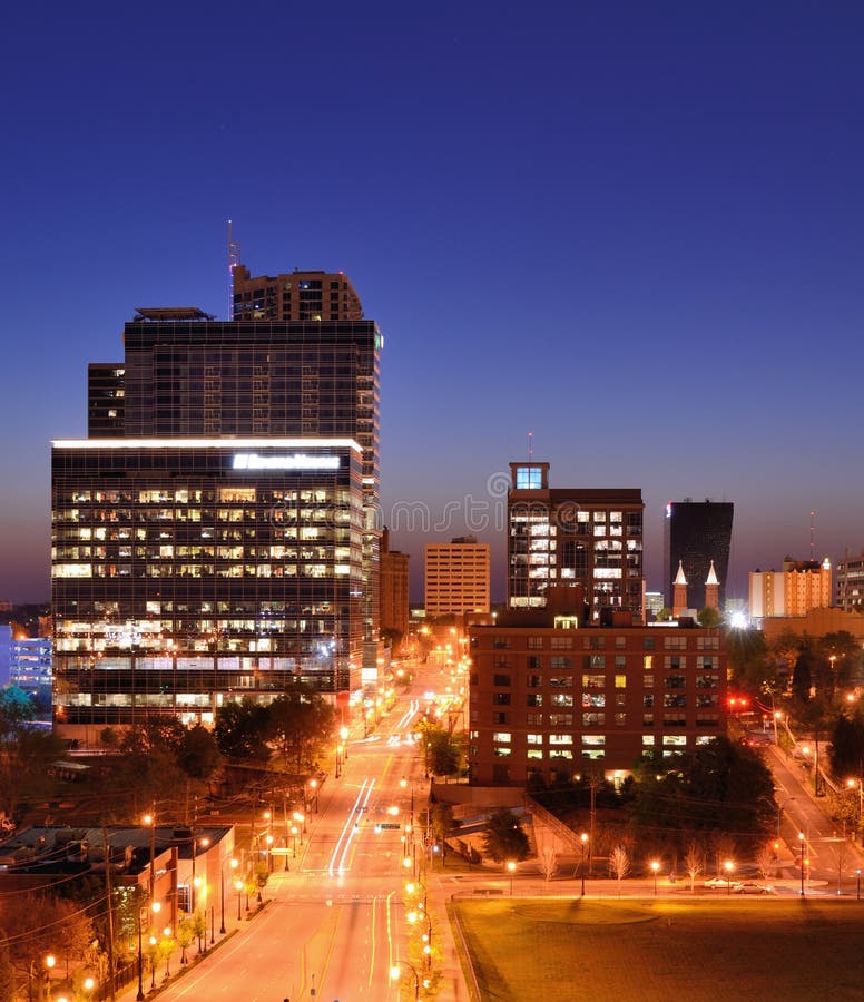 Centre-ville d'Atlanta photo stock. Image du secteur - 24065512