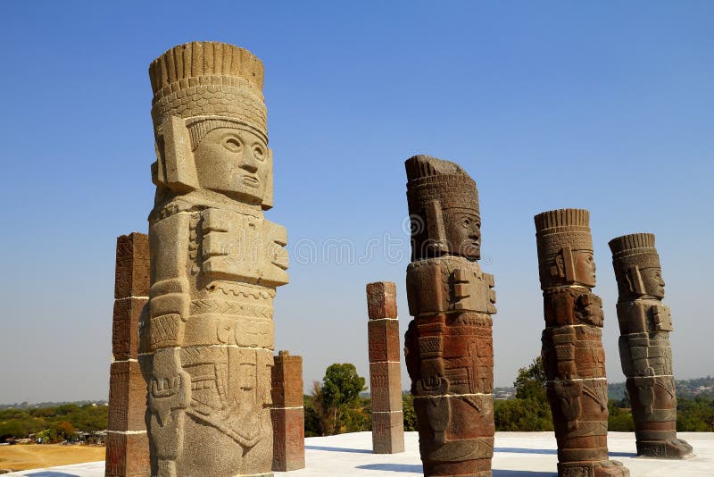 Atlantes VII foto de archivo. Imagen de escultura, mexicano - 49975292