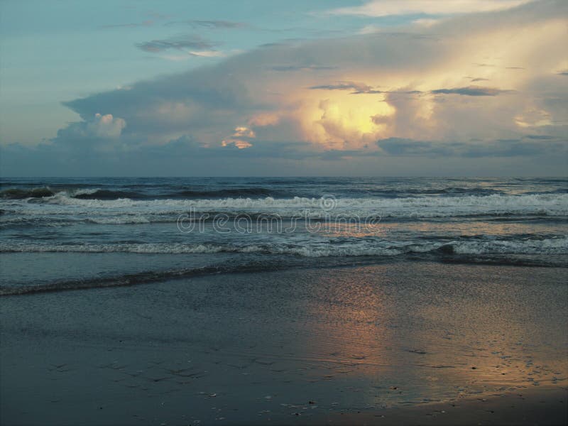 Atlantic Beach Sunset stock image. Image of shine, surf - 102050353