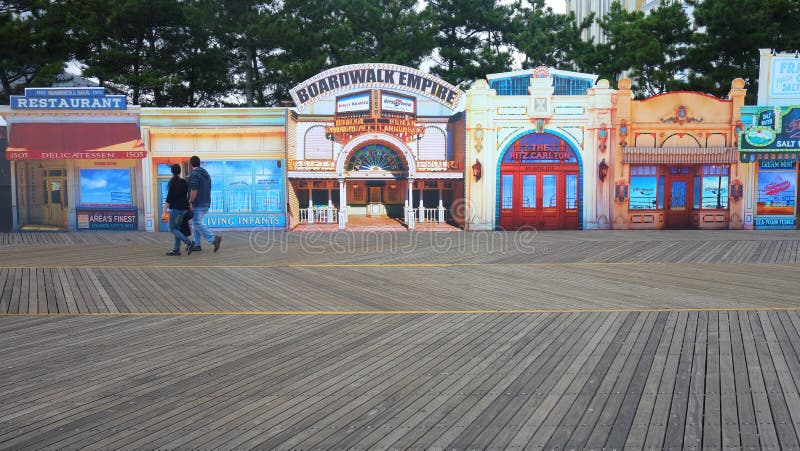 Atlantic City Boardwalk editorial image. Image of boardwalk - 44716980