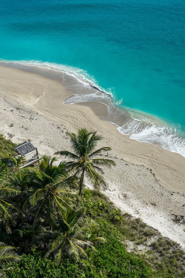Atlantic Ocean Beach in South Florida Stock Image - Image of island ...