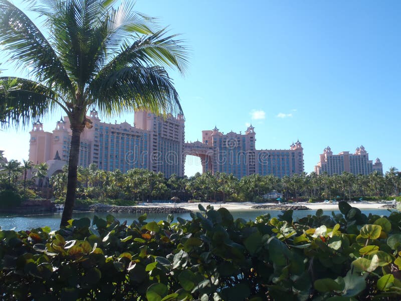 Atlantis editorial photography. Image of ocean, resort - 18523067