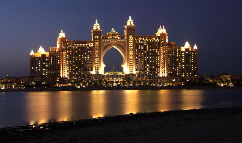 Atlantis Hotel at Night, Dubai Stock Image - Image of united ...