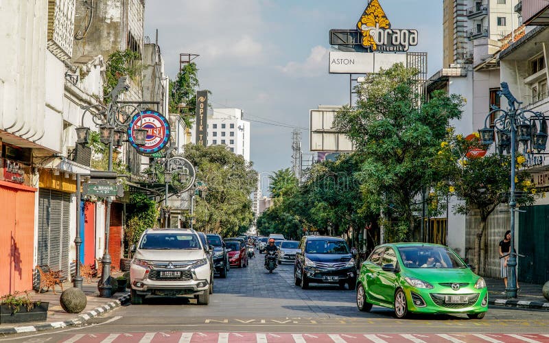 Atmosphere at Braga Street Intersection, Bandung, West Java, Indonesia ...