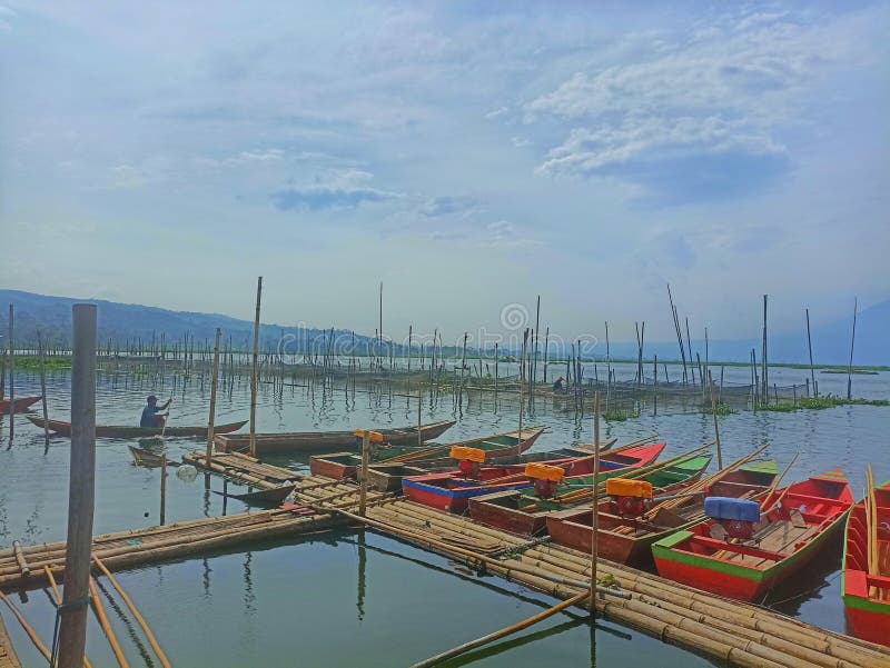 The Atmosphere Fished in the Lake of Rawa Dizzy, with a Blue Cloud ...