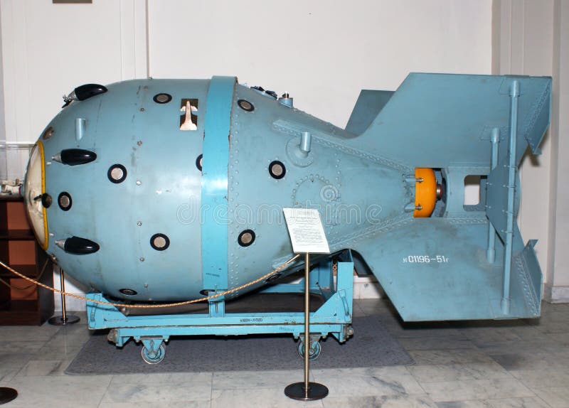 Kernbom redactionele fotografie. Image of gevaar, leger - 20743002