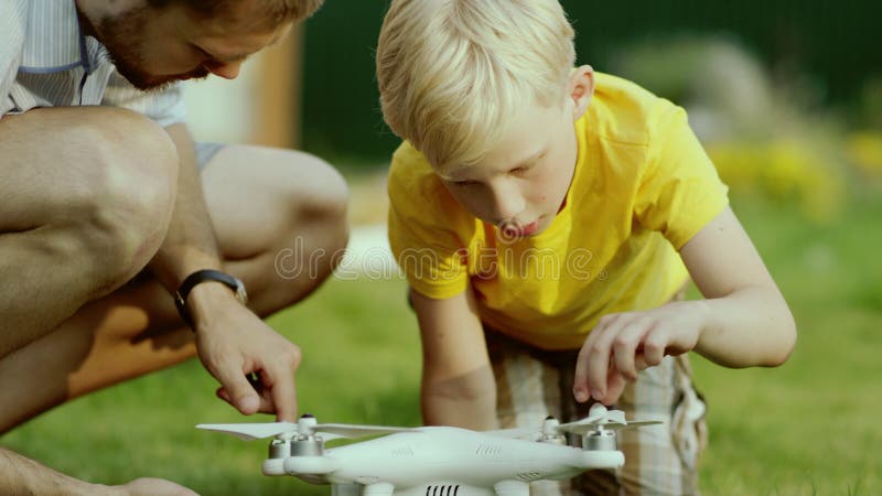 Attaching Propeller of Drone Stock Video - Video of motion, gadget ...