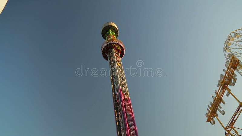 Fall Tower Swing Free Fall in the Sun Shoot a Beautiful Video on Your ...