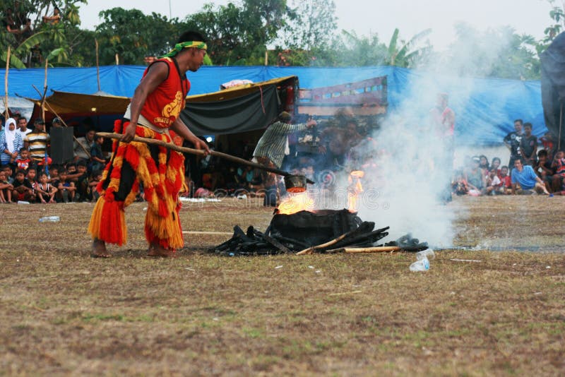 Attraction of Traditional Reog Ponorogo Editorial Photo - Image of ...