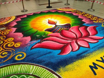 Attractive Deepavali Kolam Design. Built Using Colored Rice by Experts ...