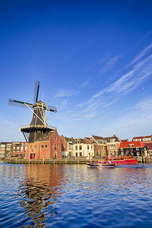 Attractive View of Harlem Sight with De Adriaan Windmill on Spaarne ...