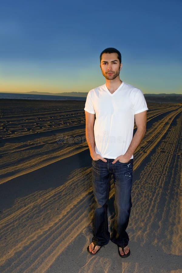 1,018,035 Man Standing Photos - Free & Royalty-Free Stock Photos from ...