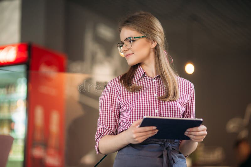 Customer Using Tablet To Order Coffee Counter Stock Photos - Free ...