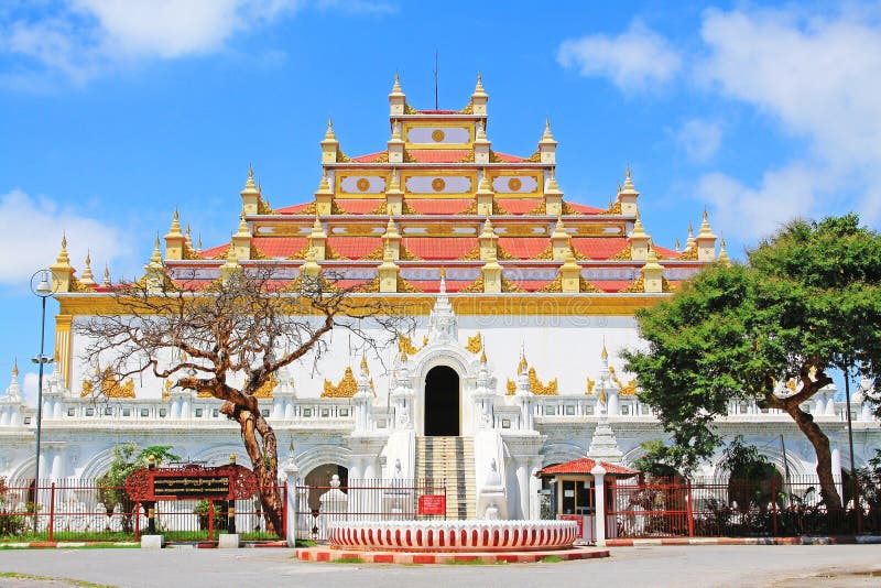 Atumashi Monastery, Mandalay, Myanmar Stock Image - Image of godliness ...