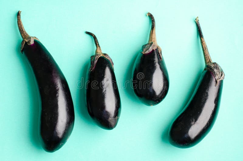 Aubergine fotografering för bildbyråer. Bild av friskhet - 62932445