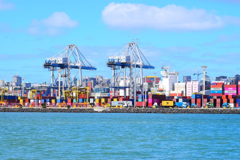 Auckland City-Container Wharf Stock Image - Image of built, house: 3336809
