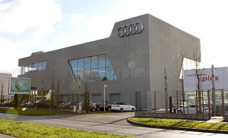 AUDI Company foto editorial. Imagen de audaz, producido - 49353431