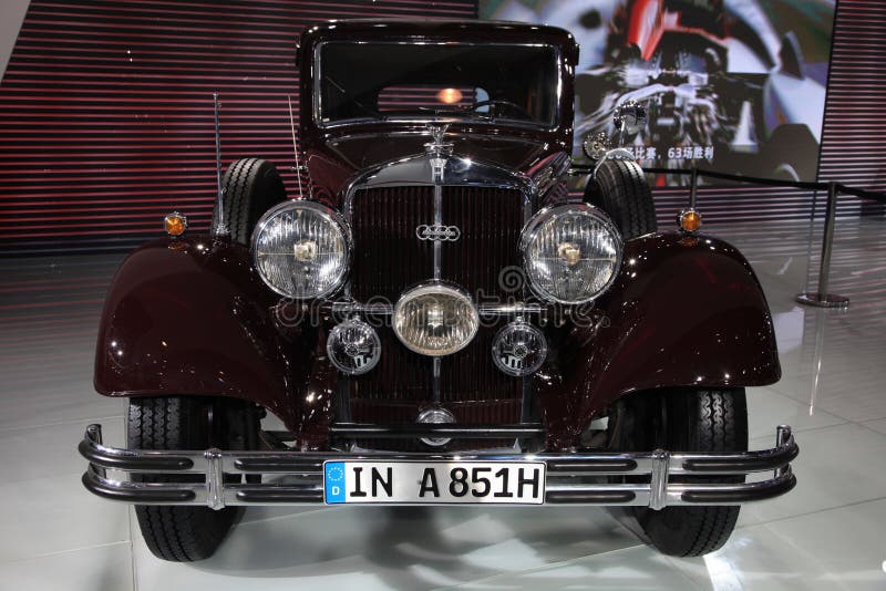 AUDI Horch A851 Classic Limousine Editorial Image - Image of sport ...