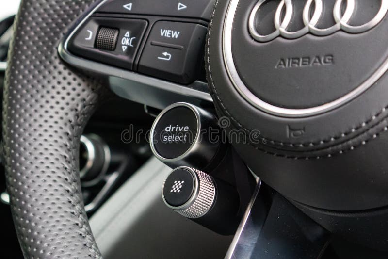 Audi R8 2018 Drive Mode Button Editorial Stock Photo - Image of vehicle ...