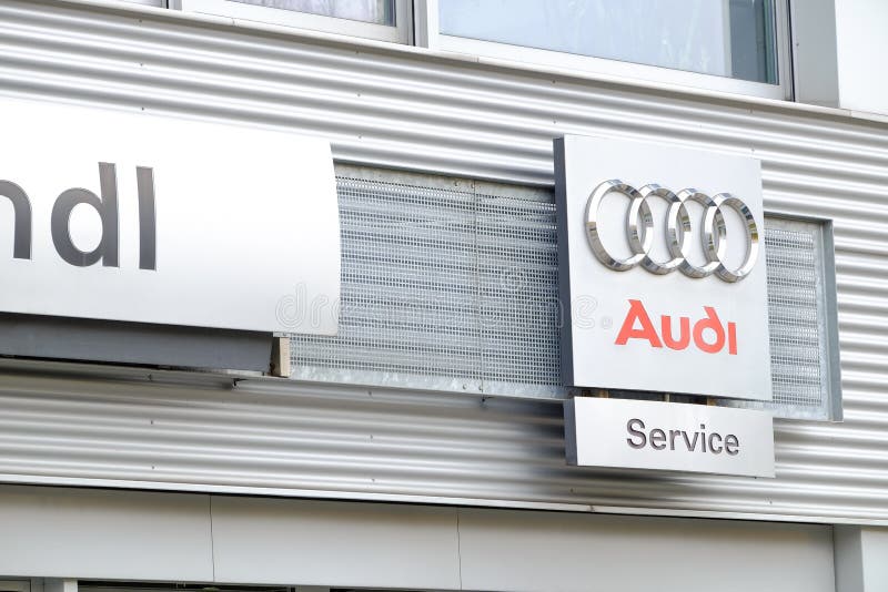 Audi service editorial photo. Image of copy, center, service - 46687321