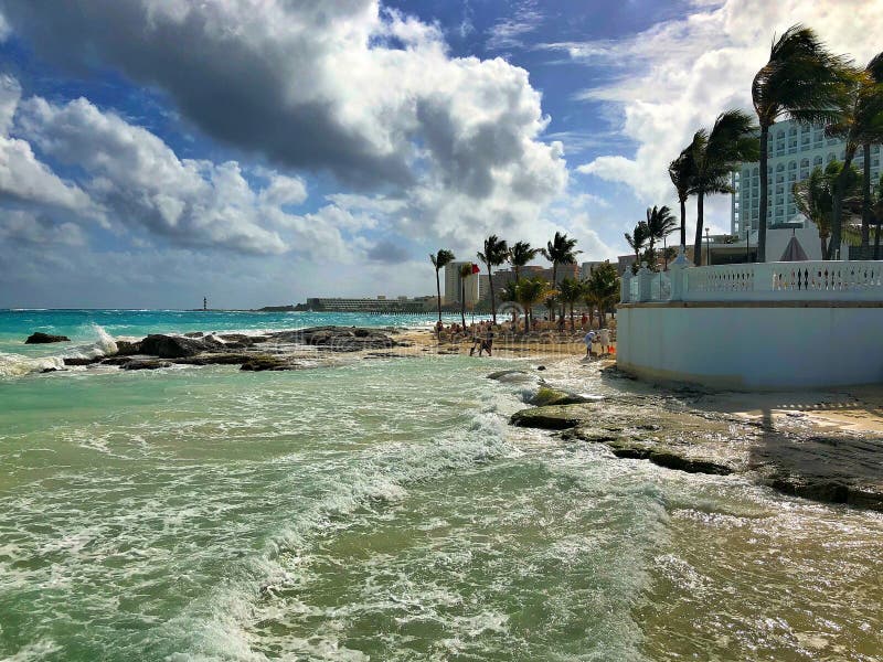 Auf Einem Windigen Strand in Cancun, Yucatan-Halbinsel, Mexiko ...