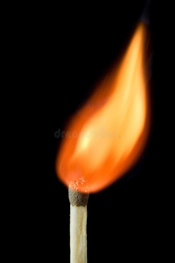 Hand im Feuer stockfoto. Bild von flamme, brennen, leuchte - 8040024