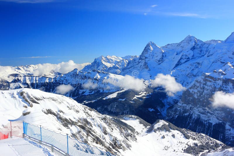 Auffassung Von Eiger Und Monch Vom Schilthorn. Bernese Alpen Aus Der ... Auffassung Von Eiger Und Monch Vom Schilthorn. Bernese Alpen Aus Der ...