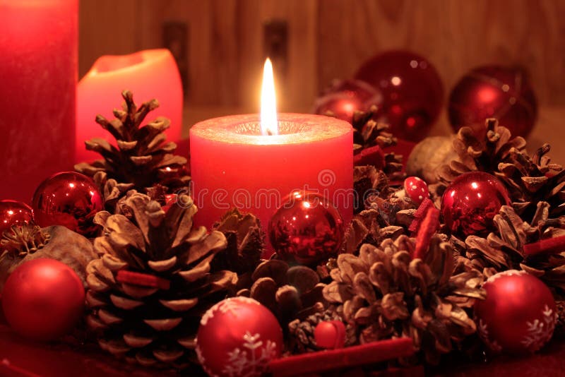 Aufkommen Wreath stockfoto. Bild von schmücken, bauholz - 21094236