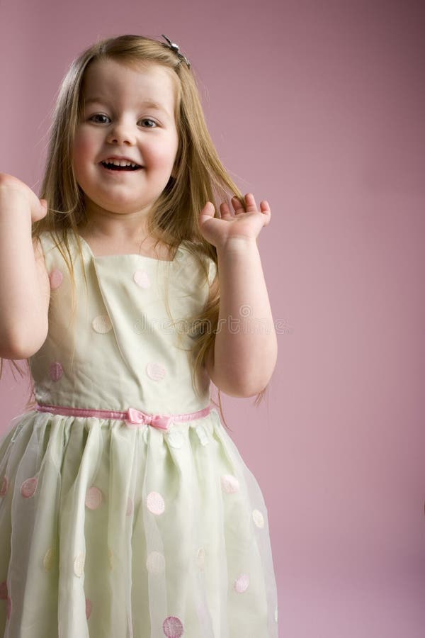 Aufregung stockfoto. Bild von glücklich, kleid, porträt - 5365634