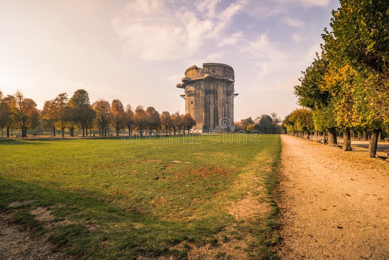 Augarten Park in Fall, Vienna, Austria Stock Image - Image of filling ...