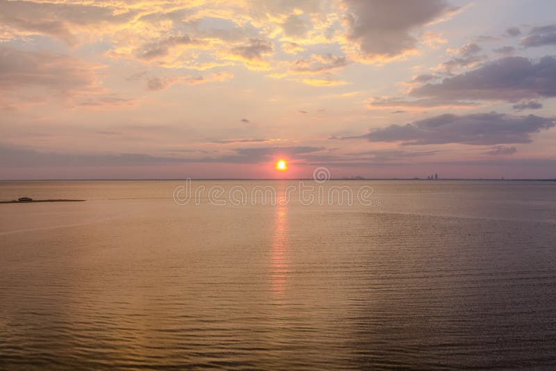 August Sunset at Mobile Bay, Alabama Stock Image - Image of horizon ...