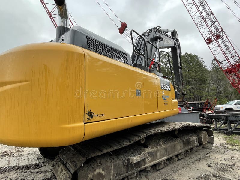 CAT Heavy Construction Machinery Back Corner View Editorial Stock Image ... CAT Heavy Construction Machinery Back Corner View Editorial Stock Image ...