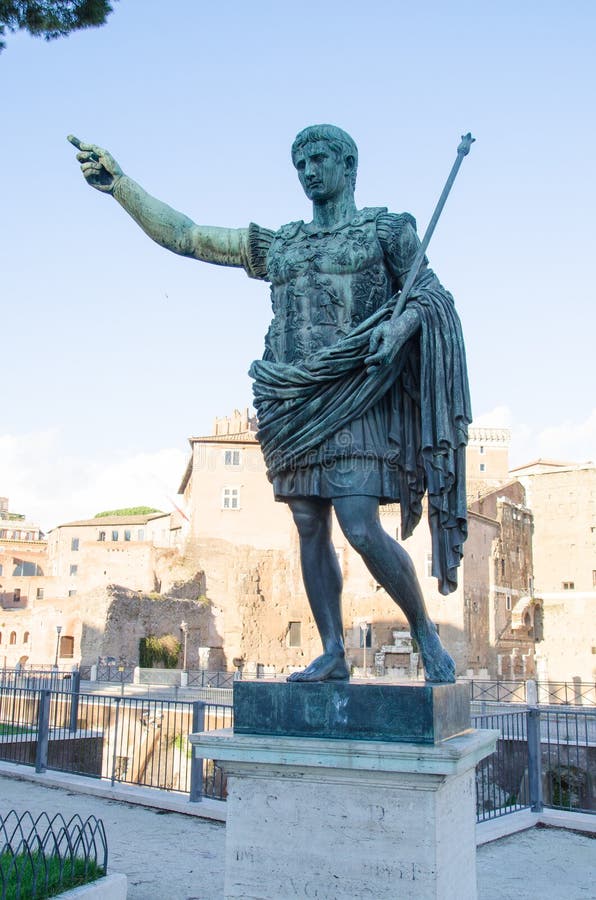 Standbeeld Van Keizer Augustus (Rome) Stock Afbeelding - Image of reis ...