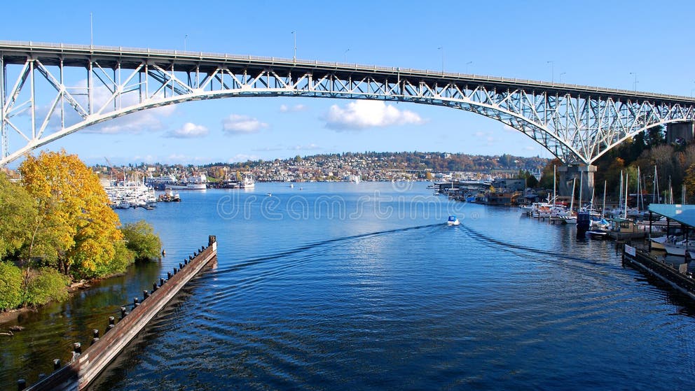 Aurora Bridge stock image. Image of fall, marina, bridge - 22653741