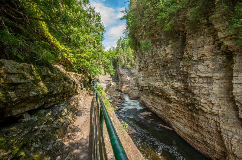 260 Chasm Walls Stock Photos - Free & Royalty-Free Stock Photos from ...