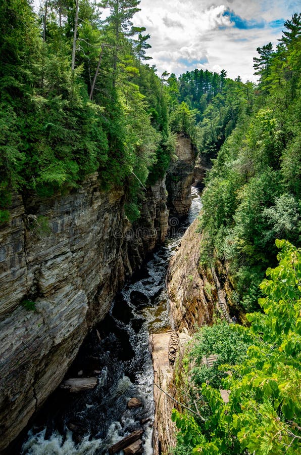 AuSable Chasm Rock Formation Stock Image - Image of chasm, rock: 210259619