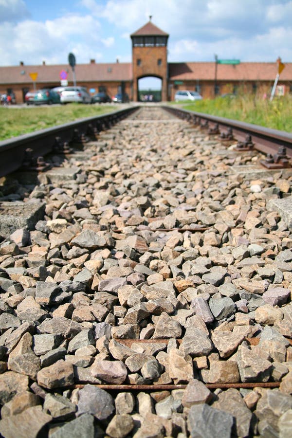 1,233,000+ Auschwitz entrance Free Stock Photos - StockFreeImages