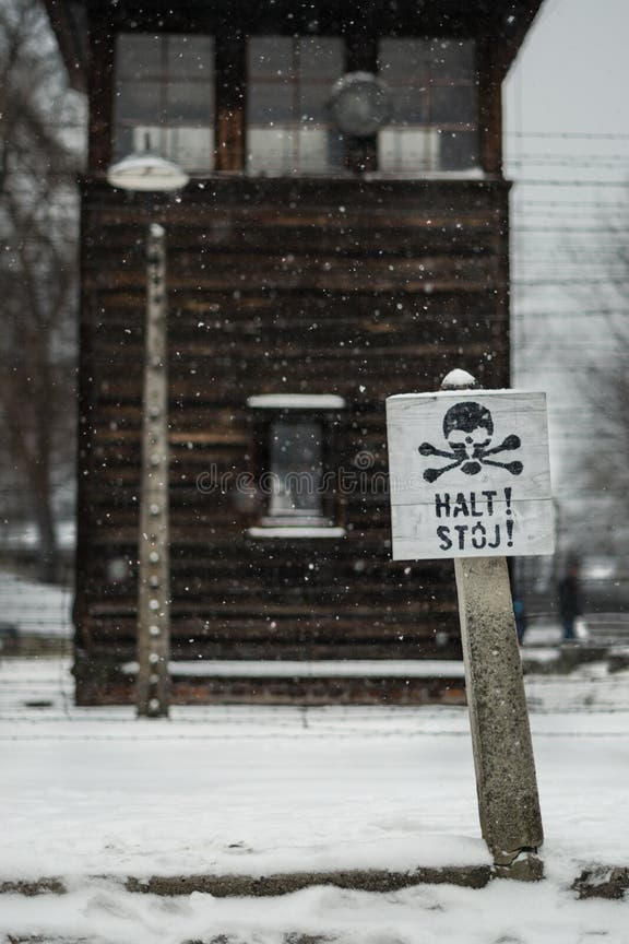 Auschwitz editorial image. Image of auschwitz, signal - 84760020