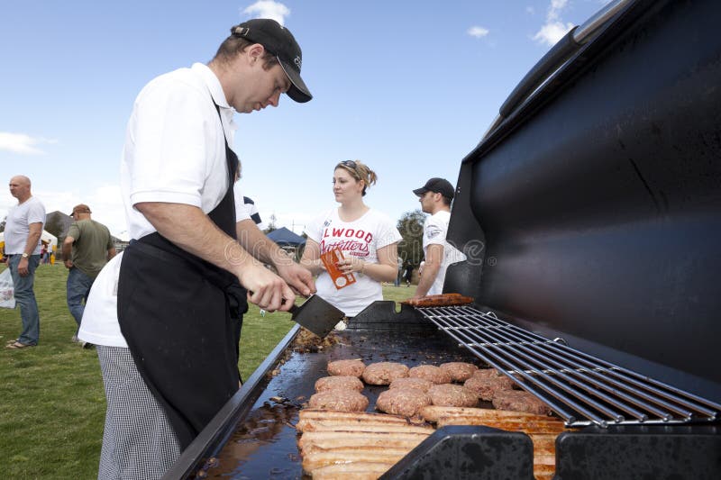 Aussie BBQ in the Park editorial photo. Image of sausage - 25813401