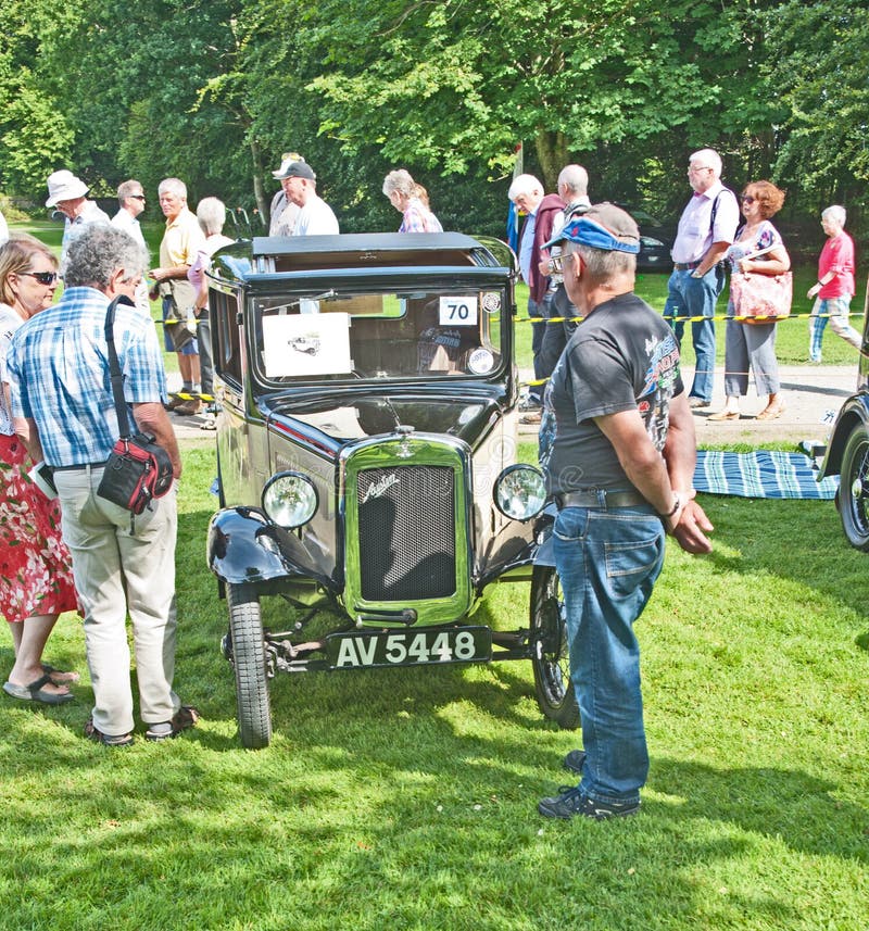 Austin Sieben RN an Der Brodie Schloss-Sammlung. Redaktionelles Bild ...