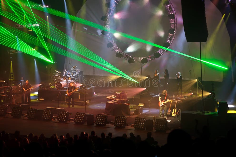 The Australian Pink Floyd editorial photo. Image of white - 20944356