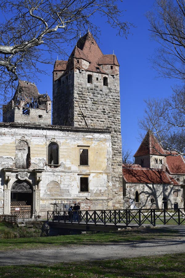 Austria, Pottendorf Castle stock image. Image of landmark - 177437129