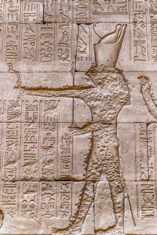 Autentiska Egyptiska Hieroglyf Fotografering för Bildbyråer - Bild av ...