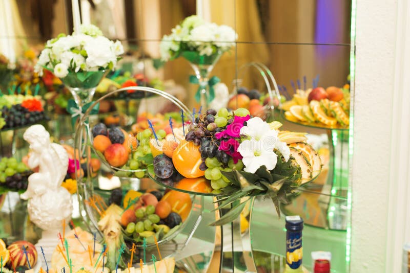 Authentic Buffet, Assorted Fresh Fruits, Berries and Citrus ...