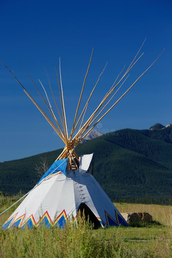 Tepee on America`s Western Plains Stock Photo - Image of lodging ...