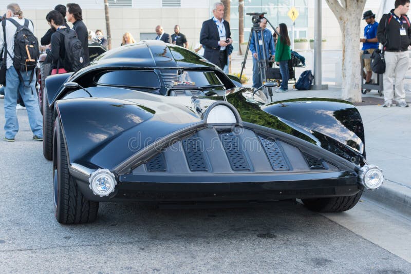 Auto Darth Vader Auf Anzeige Redaktionelles Stockfoto - Bild von luxus ...